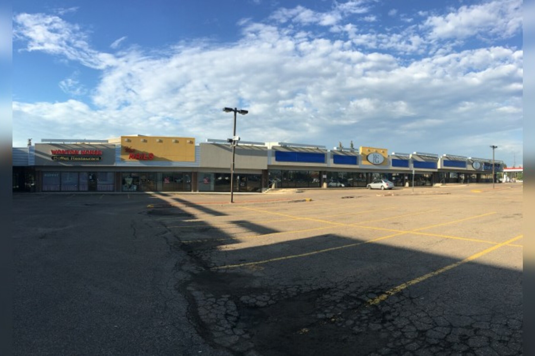 Centre 50 Shopping Centre (Canadian Tire Anchored Site)