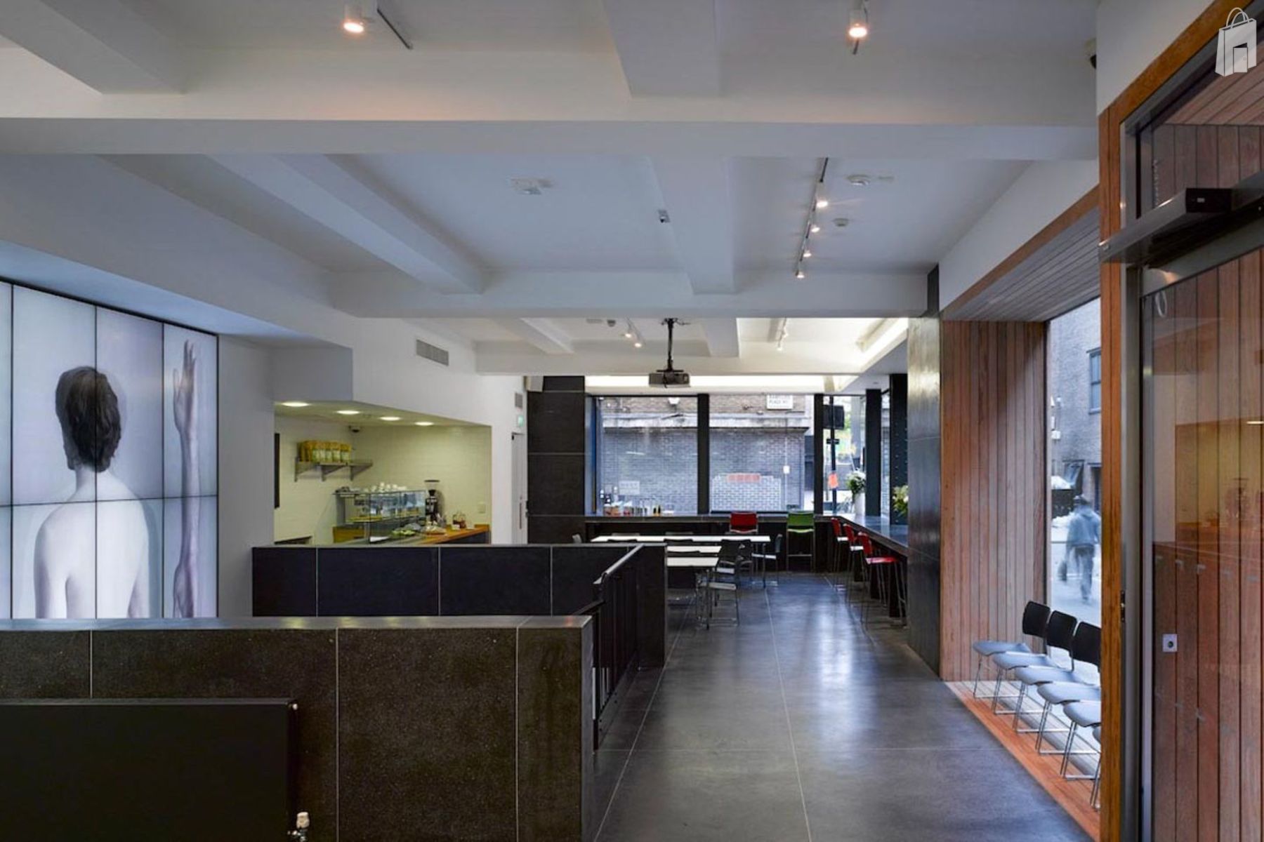 Amazing Pop-Up Space in Soho in Greater London - rent this pop up shop ...