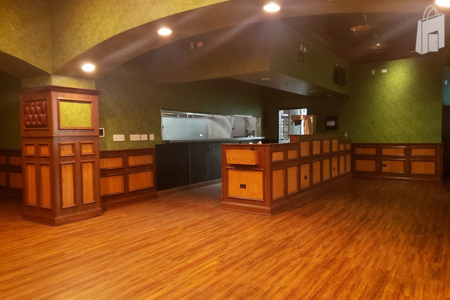 Second generation restaurant available - Fox Valley Mall in Aurora ...